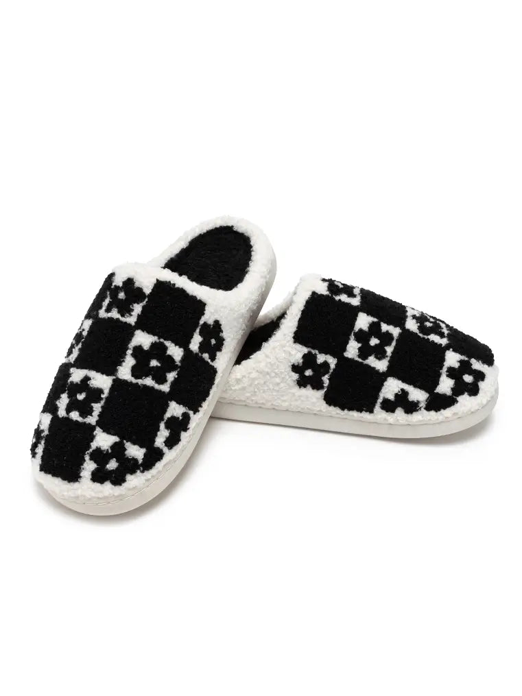 Checker Daisy Indoor/Outdoor Slippers – The Bamboo Ballroom